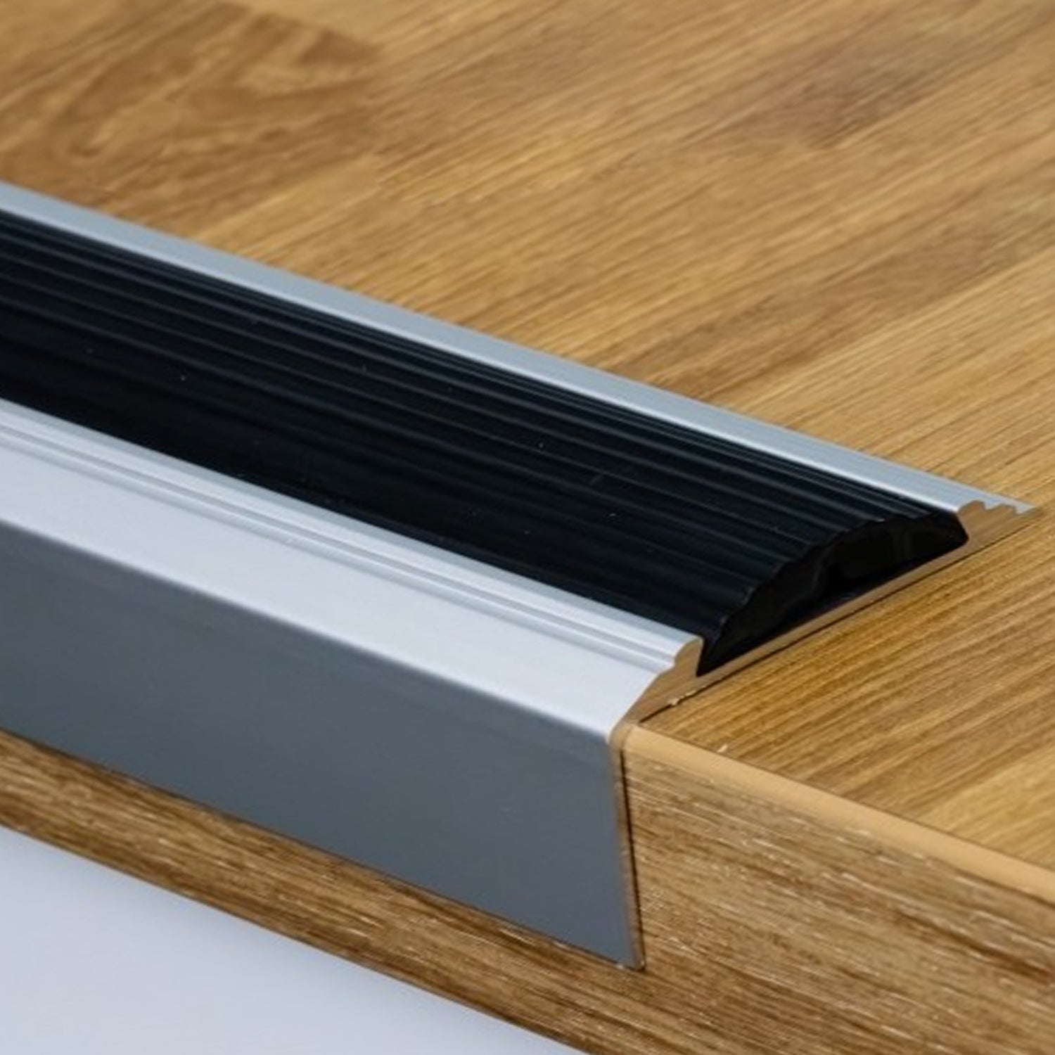 Premium Anodised Aluminium Stair Edge Trim Nosing Step Commercial Nose ...